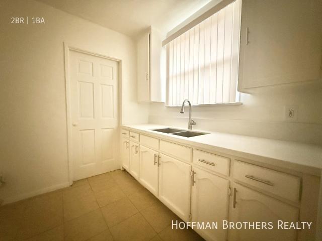 1631 S. Bronson Avenue, Los Angeles, CA 90019