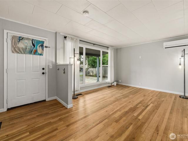 1631 th Street S