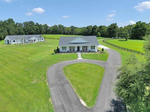 1631 W Highway 329, Citra, FL 32113