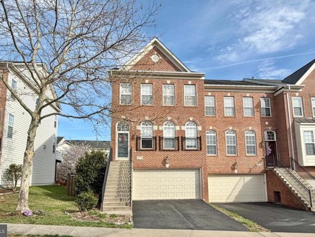 16325 Flotsam Ln, Woodbridge, VA 22191