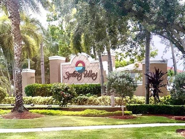16328 NW 11th St, Pembroke Pines, FL 33028