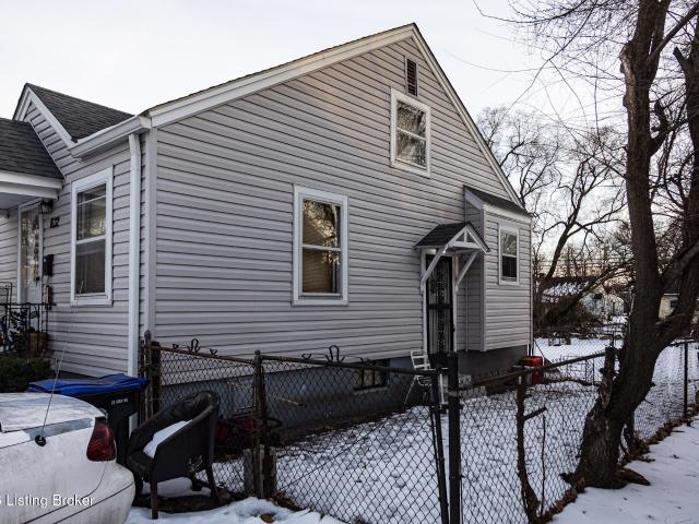 1632 Algonquin Pkwy