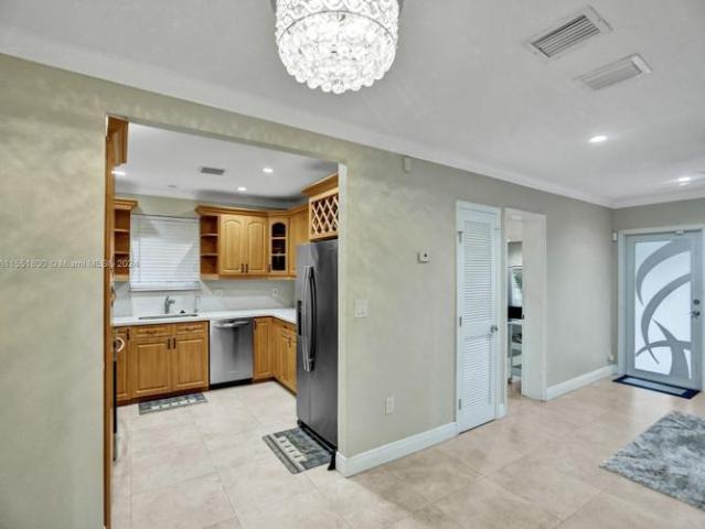 1632 Cleveland St, Hollywood, FL 33020