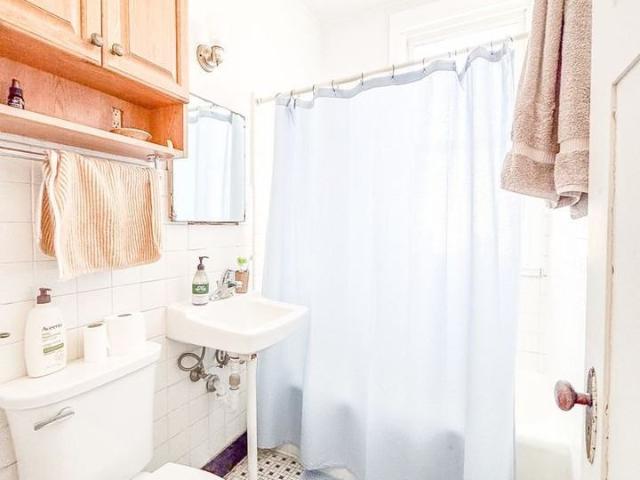 1632 Jefferson St 1 Bedroom Apartment for Rent at 1632 Jefferson St, Madison, WI 53711 Vilas