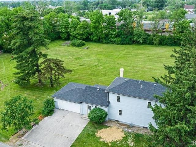 1632 Lumbar St, Fort Wayne, IN 46803
