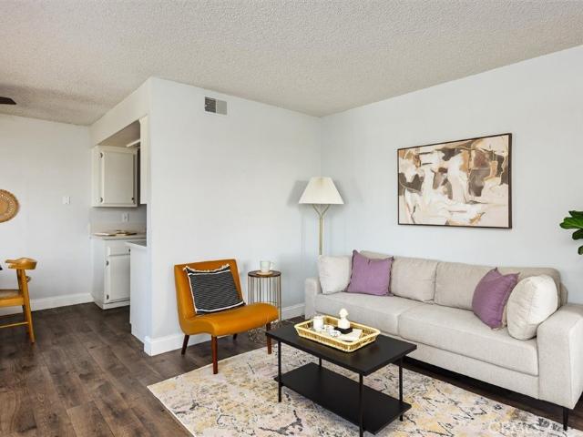 1632 Longbranch