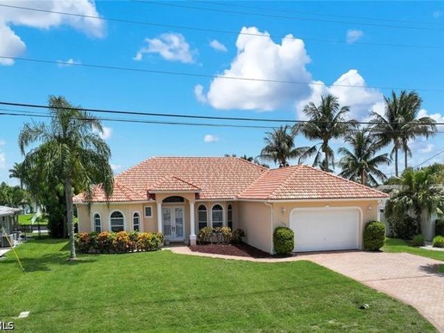1632 Savona Pkwy, Cape Coral, FL 33904
