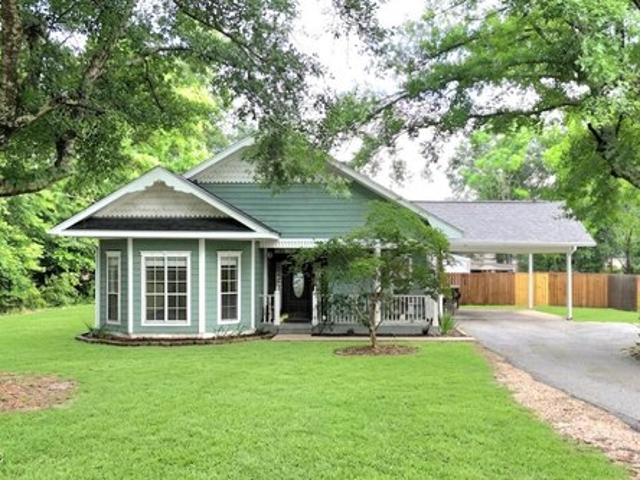 16331 Orange Grove Rd, Gulfport, MS 39503