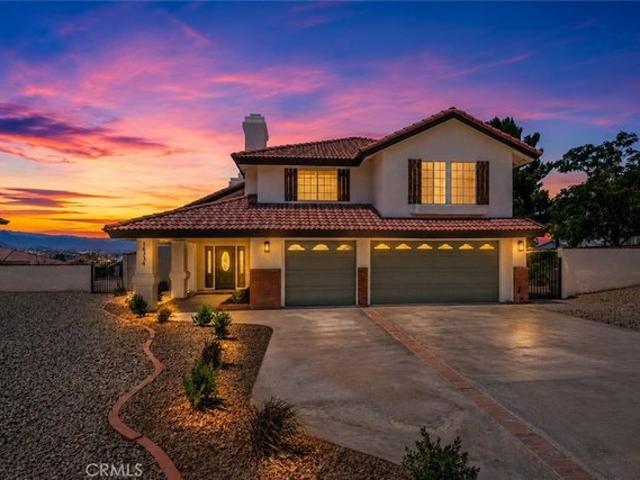 16334 Ridge View Dr, Apple Valley, CA 92307