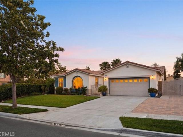 16339 Basswood Ln, Fontana, CA 92336
