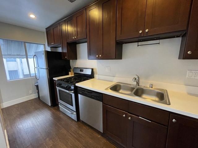 1633 N Poinsettia Pl Studio Apartment for Rent at 1633 N Poinsettia Pl, Los Angeles, CA 90046 Hollywood Hills West