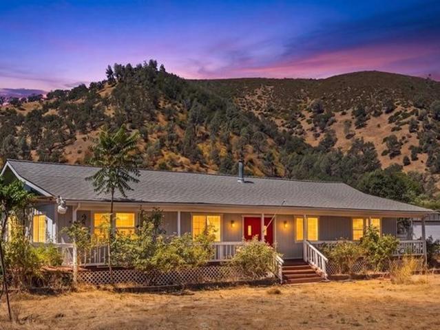 1633 New Long Valley Rd, Clearlake Oaks, CA 95423