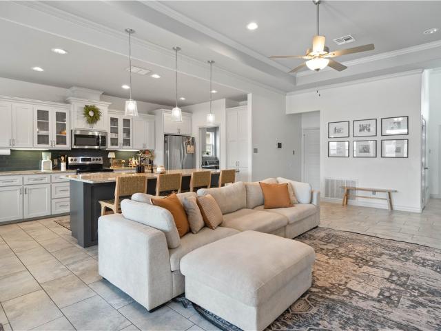 1633 Antoinette Dr, Corpus Christi, TX 78418 | MLS #472243