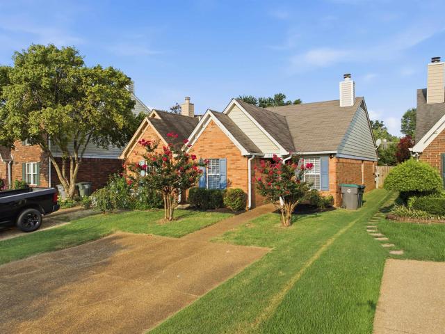 1633 beaver trail dr
