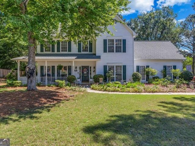 1633 Brentwood Xing SE, Conyers, GA 30013