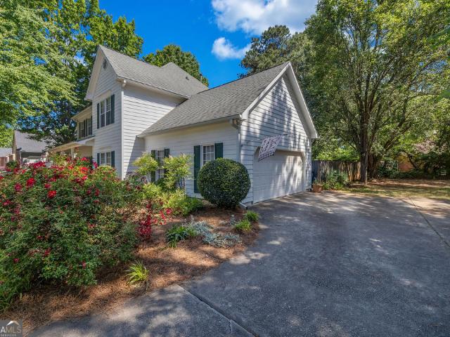 1633 Brentwood Crossing SE