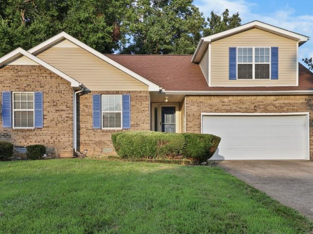 1633 Cedar Springs Cir