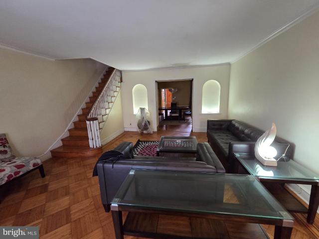 1633 Conlyn St, Philadelphia, PA 19141 | MLS #PAPH2608 | Compass