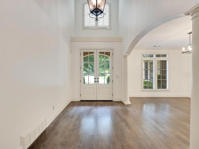 1633 dogwood creek dr
