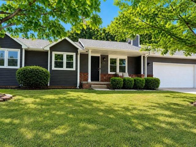 1633 Tanglewood Rd, Rose Hill, KS 67133