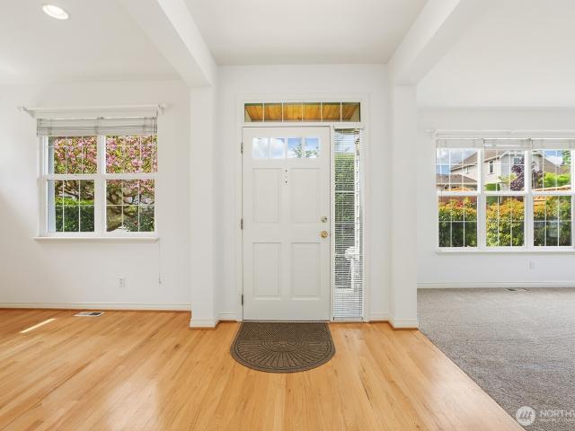 1633 th Avenue SE