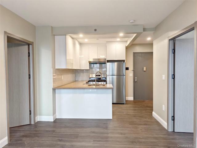 163 0 nd Ave 4G