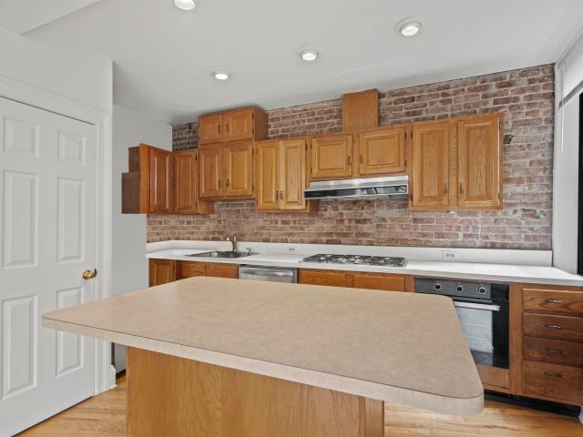 163 14Th St # 4