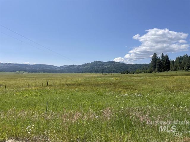 163.21 AC Gray Lane