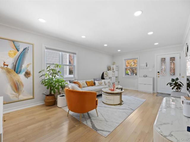 163 4 th Avenue