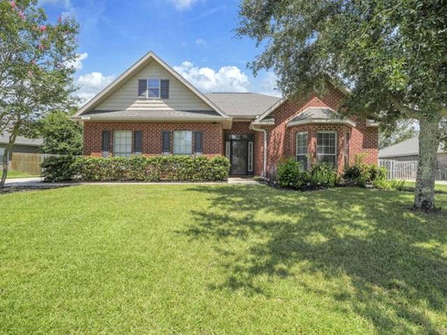 163 Camellia Ct, Freeport, FL 32439