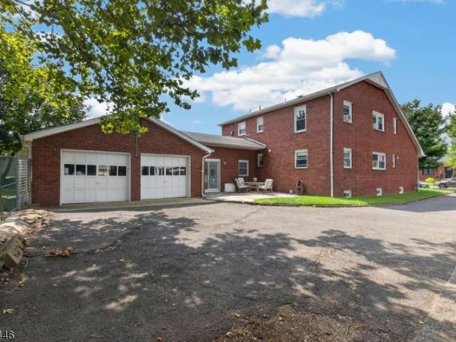 163 Baldwin Pl