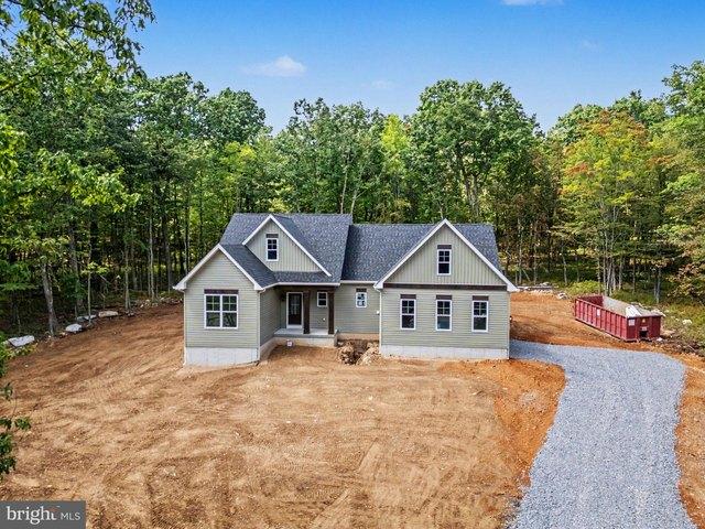163 Grist Ct, Cross Junction, VA 22625