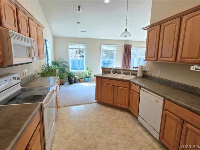 163 Deer Valley Ln