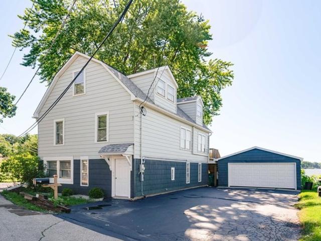 163 Eagle Point Rd, Fox Lake, IL 60020
