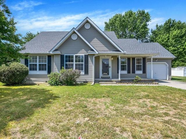163 Fire Box Dr, Felton, DE 19943