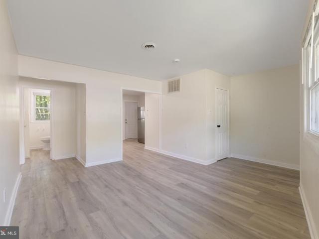 163 Kinsley Road