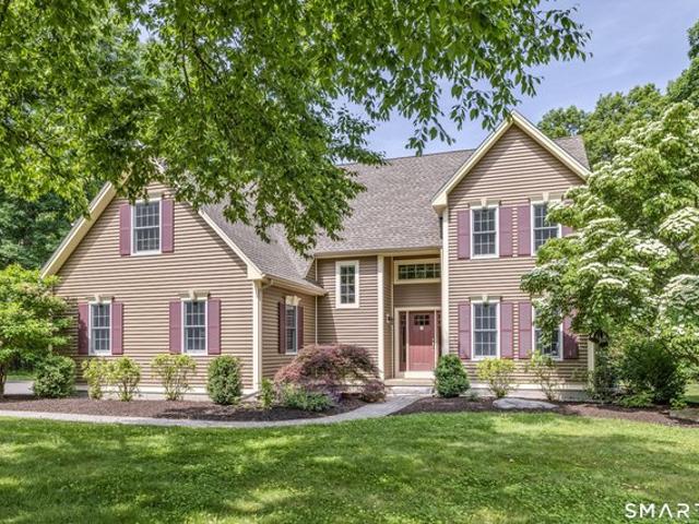 163 Highland Rd, Mansfield, CT 06250