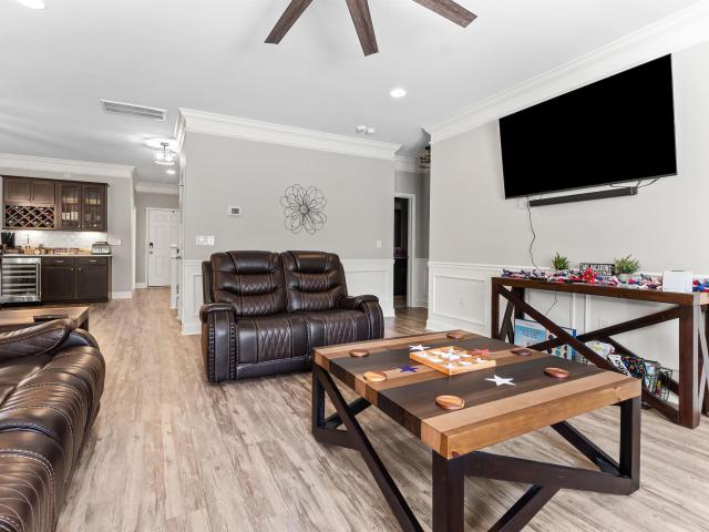 163 Long Leaf Pine Dr
