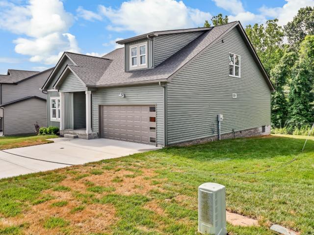 163 Leitrim Dr