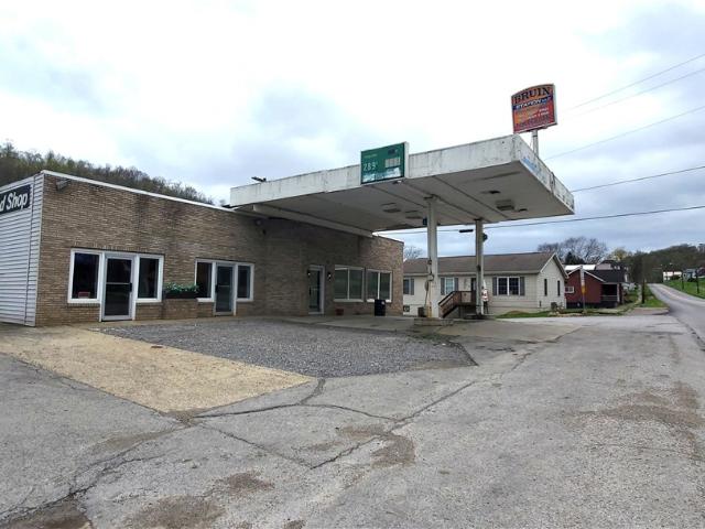 163 Main St