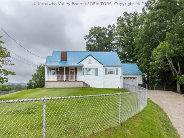 163 Myrtle Tree Rd, South Charleston, WV 25309