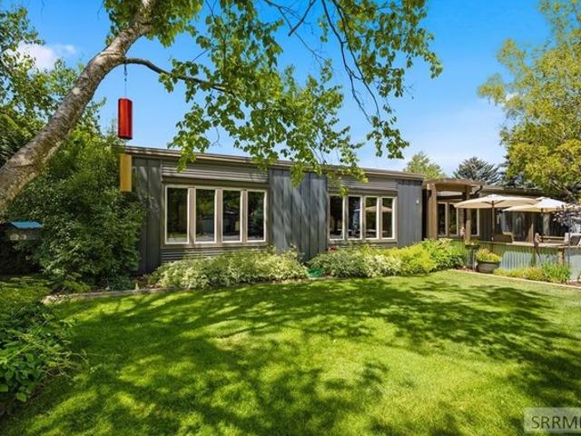163 N Lloyd Cir, Idaho Falls, ID 83402