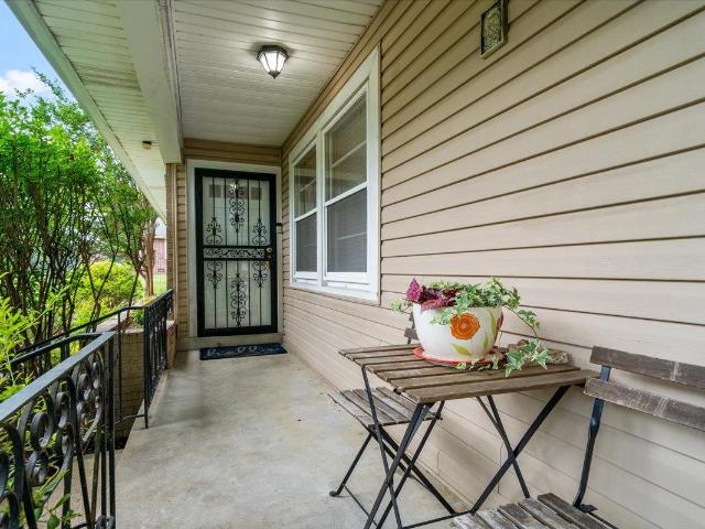 163 n mendenhall rd