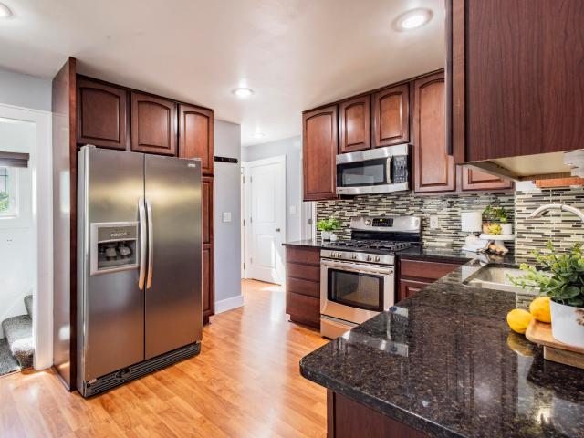 163 S 65th St