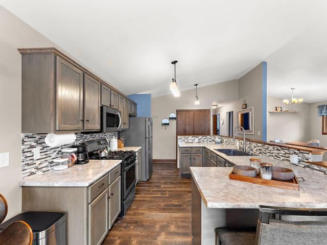 163 Southwind Ln, West St. Paul, MN 55118 | MLS #7035 | Compass