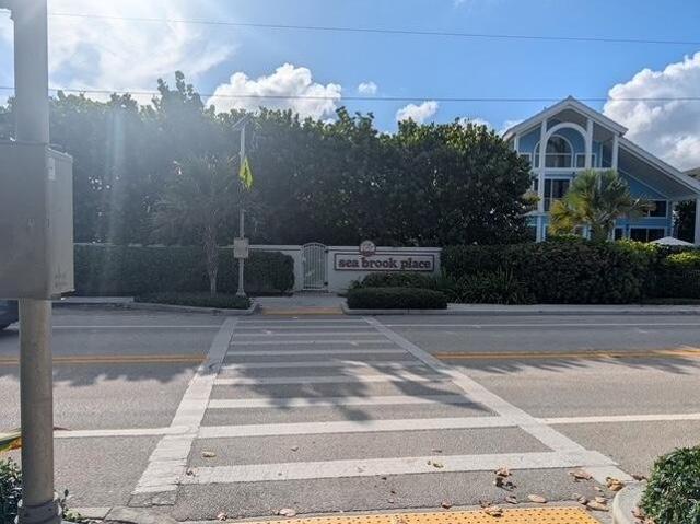 163 Seabreeze Cir, Jupiter, FL 33477