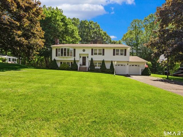 163 Sentinel Hill Rd, North Haven, CT 06473