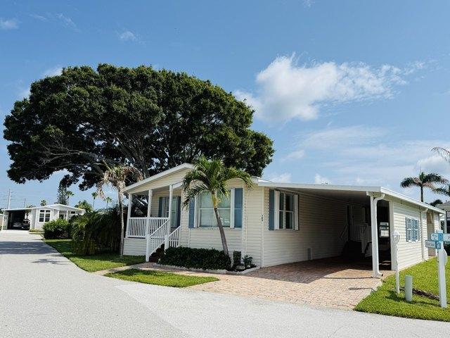 163 Silvery Ln, Vero Beach, FL 32960