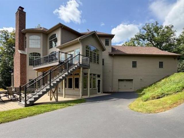 163 Russell Road