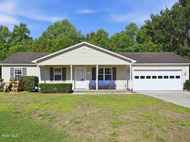 163 Wheaton Dr, Richlands, NC 28574
